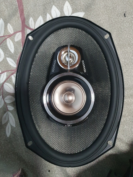 Kenwood 7100 sotiladi
