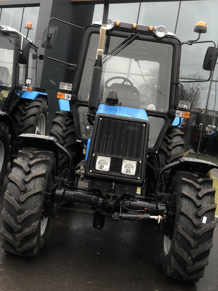 TRAKTOR 82.1 MTZ belarus sotiladi (naqd hamda boʻlib toʻlashga)