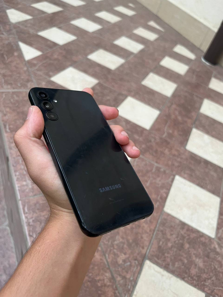 Samsung A24 90Гц 6/128gb