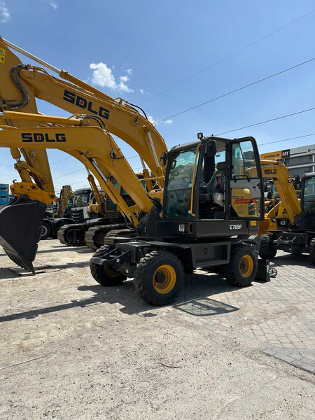 Экскаватор SDLG E765F 2023 год 0 пробег 0 мото час