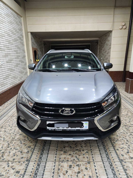 Lada Vesta SW Cross 1.8