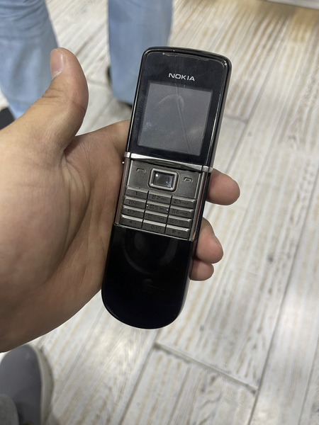 Nokia 8800 sirokko