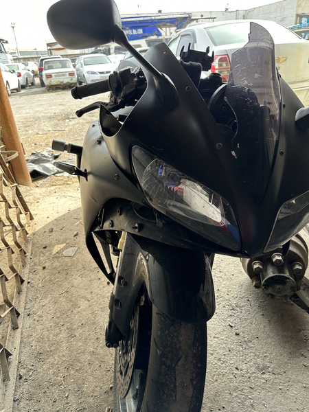 Yamaha R 1 Инжекторная 2003 год