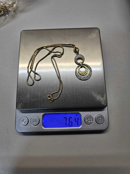 ПРОДАМ Цепочку с Кулоном BVLGARI / ЗОЛОТО 585 Пробы / 7.64 Грамма.