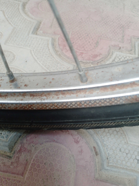 Velosiped sotiladi