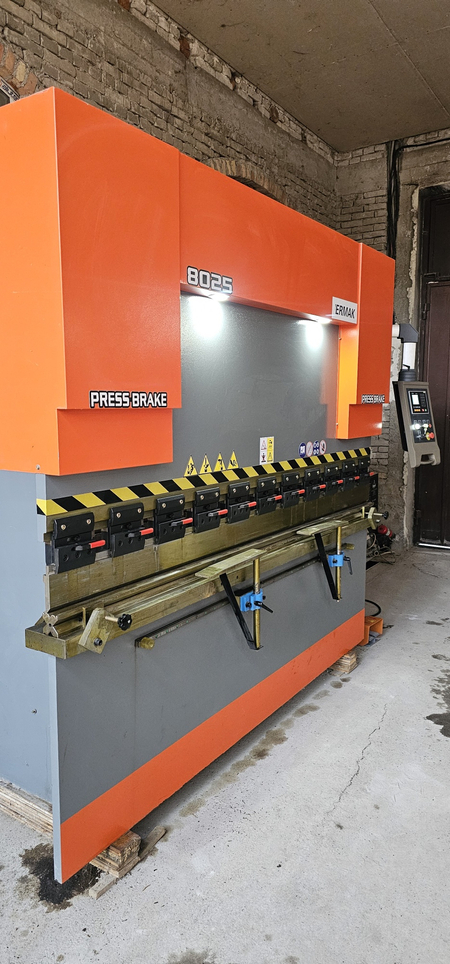 Листогиб 80Т×2500мм.(новая) Listagib stanok 80T×2500mm stanok