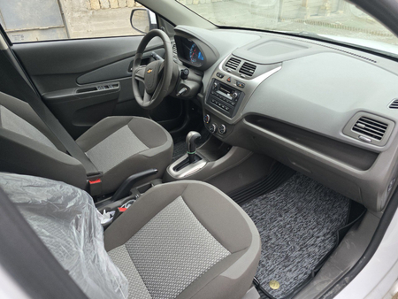 Chevrolet cobalt 2024