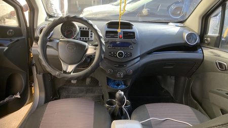 Spark 2010 yil metan 1.0 motor