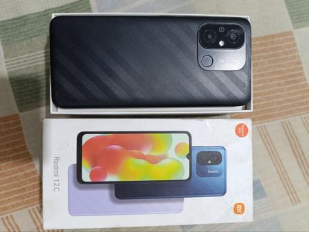 Xiaomi REDMI 12c sotiladi.