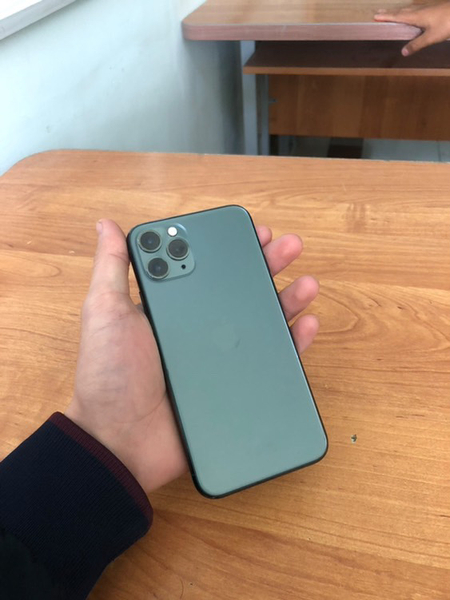 Iphone 11 pro sotiladi