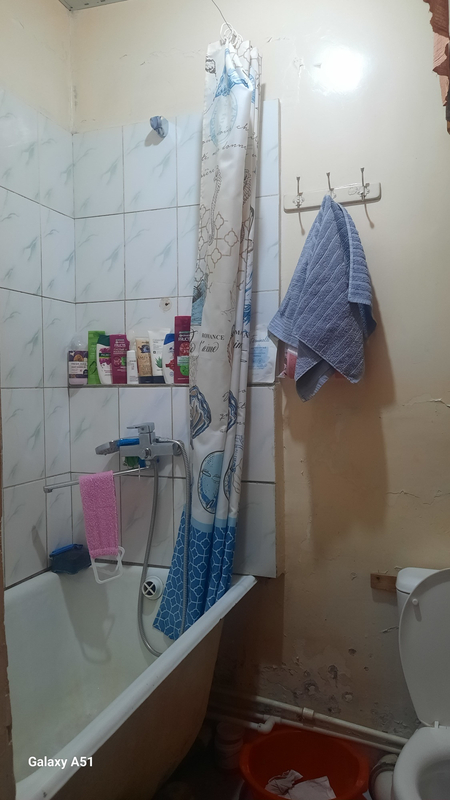 Срочно продаётся Бадамзар 1/3/4 бывщая общежития