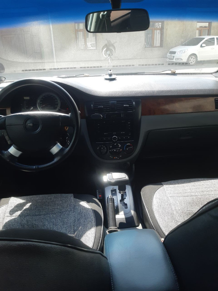 Chevrolet lasetti 1.8