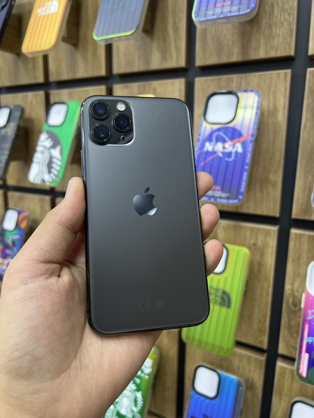 Iphone 11 pro.  …………….