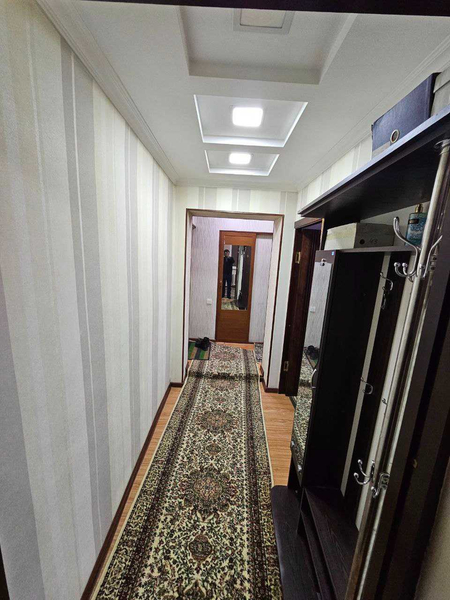 СРОЧНО квартира сотилади