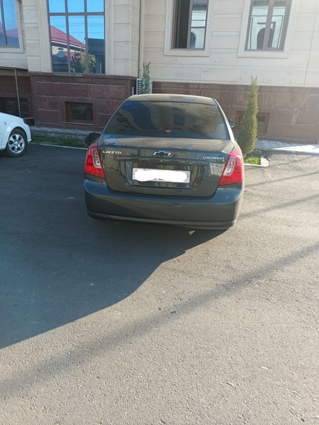Chevrolet Jentra