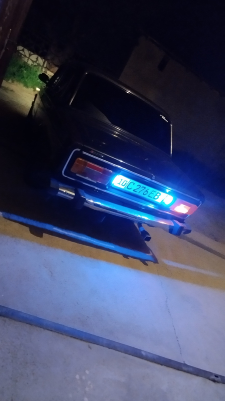 Vaz 21 06 sotiladi metan gaz