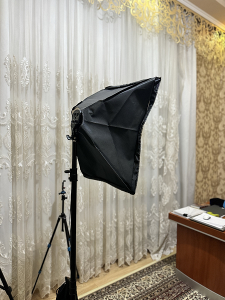 Продам лампу для контентов