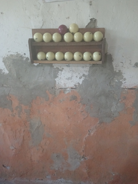 Billiard Stol sotiladi