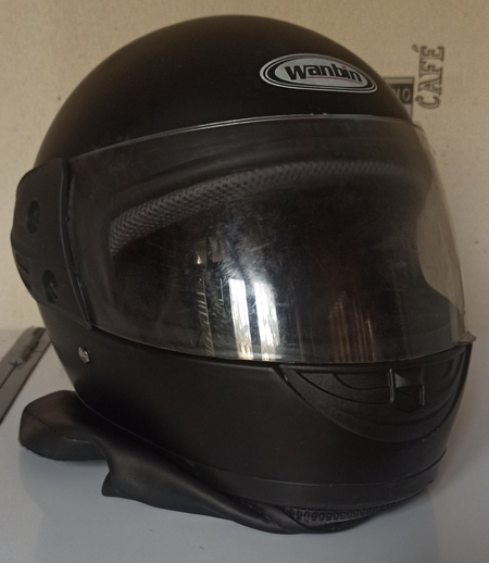 Skuter,motosikl uchun holati yangi kaska