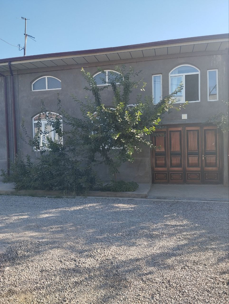 Uchaska sotiladi nazarbe