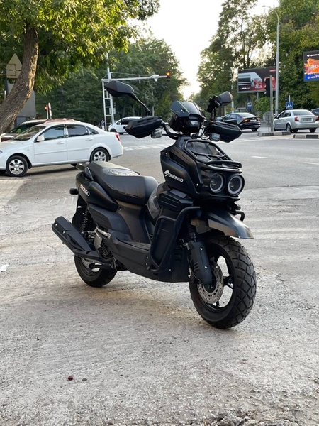 Skuter Tank  2000km yurgan