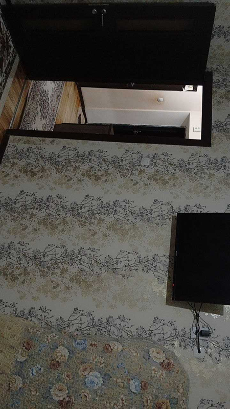 Уй сотилади. Нурафшон ш.