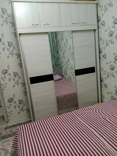 СРОЧНО продается квартира , Рынок Кадышева ( К147 )