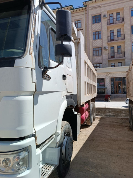 Грузовые автомобил