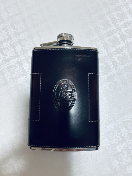 Продаю фляжку новую