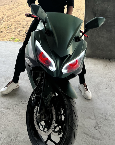 Max speed 130 moto