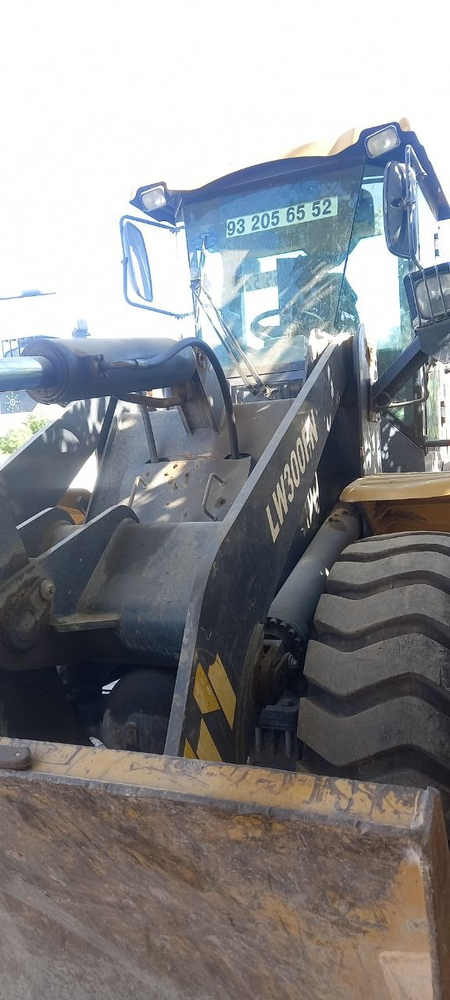 XCMG LW 300 FN sotiladi !