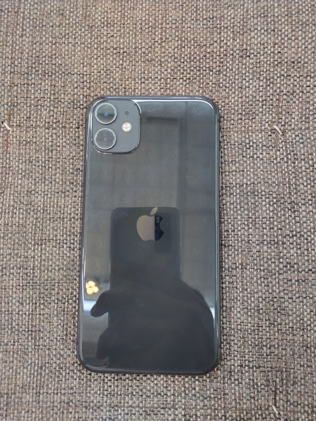 Iphone 11 128Gb Sotiladi