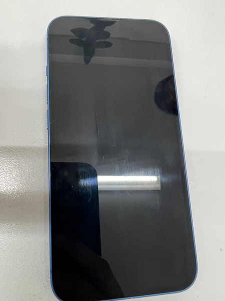 Телефон: Iphone 13