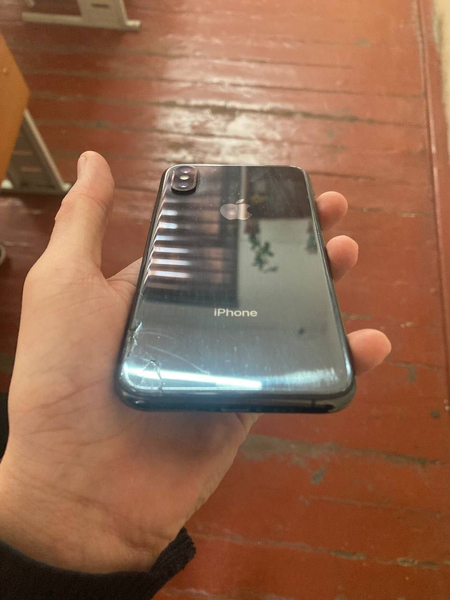 Iphone xs sotiladi