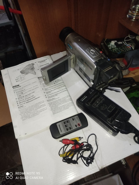 Видео камера Panasonic все в комплекте