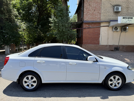 Lacetti 3-pozitsiya