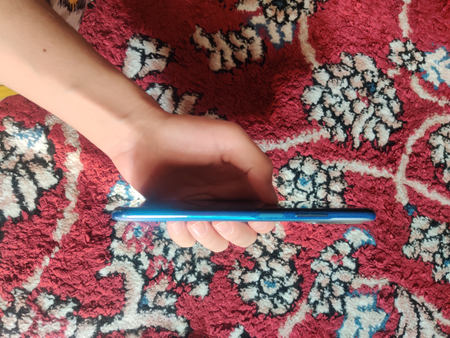 Telefon sotiladi