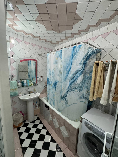 Продаётся 95м² Чиланзар 20кв 3/3/4