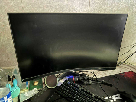 Samsung Odyssey 27 G5 curved (2k 165hz)