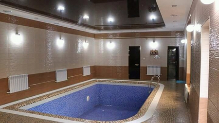 Бассейн и водопад, турецкий хаммом и русские бани