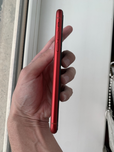iphone xr red ideal