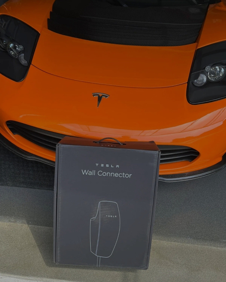 Tesla Charging 24 ft Cable 48A Wall Connector