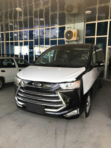 JAC M4 Afitsialniy diller
