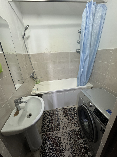Sergeli 10- xudud 3/9/9 66 m2 53900$ srochno sotladi