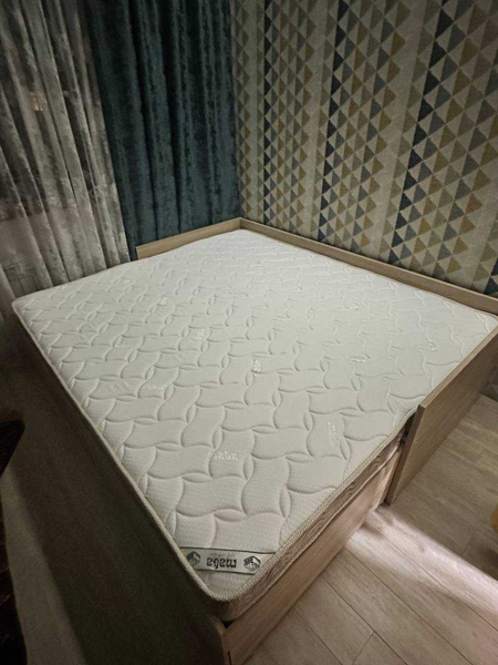 Раскладная кровать 90*200 см из Белоруссии