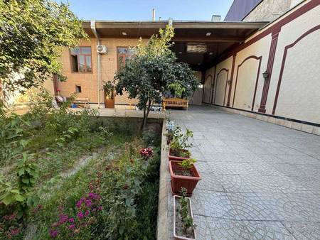 № 1278 Дом в районе Андижанская. Площадь дома 5 соток.