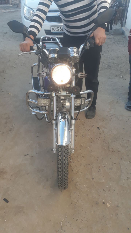 Mototsikl KAWASAKI