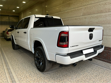RAM 1500 5.7 AT Limited 4x4