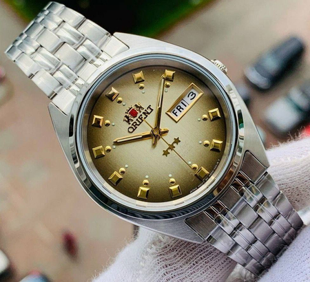Orient 3. Star. Yengi karobka dok