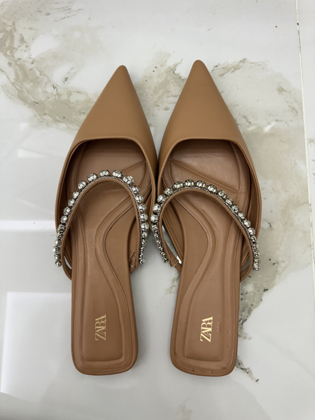 Обувь от Zara